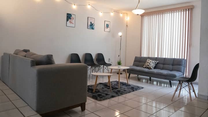 Casa Para Grupos Grandes, A Un Costado Del Dorado - San Luis Potosí
