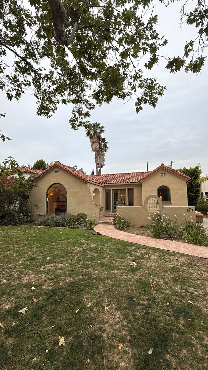 Charming 1924's Casita (Hancock Park/weho) - Burbank, CA