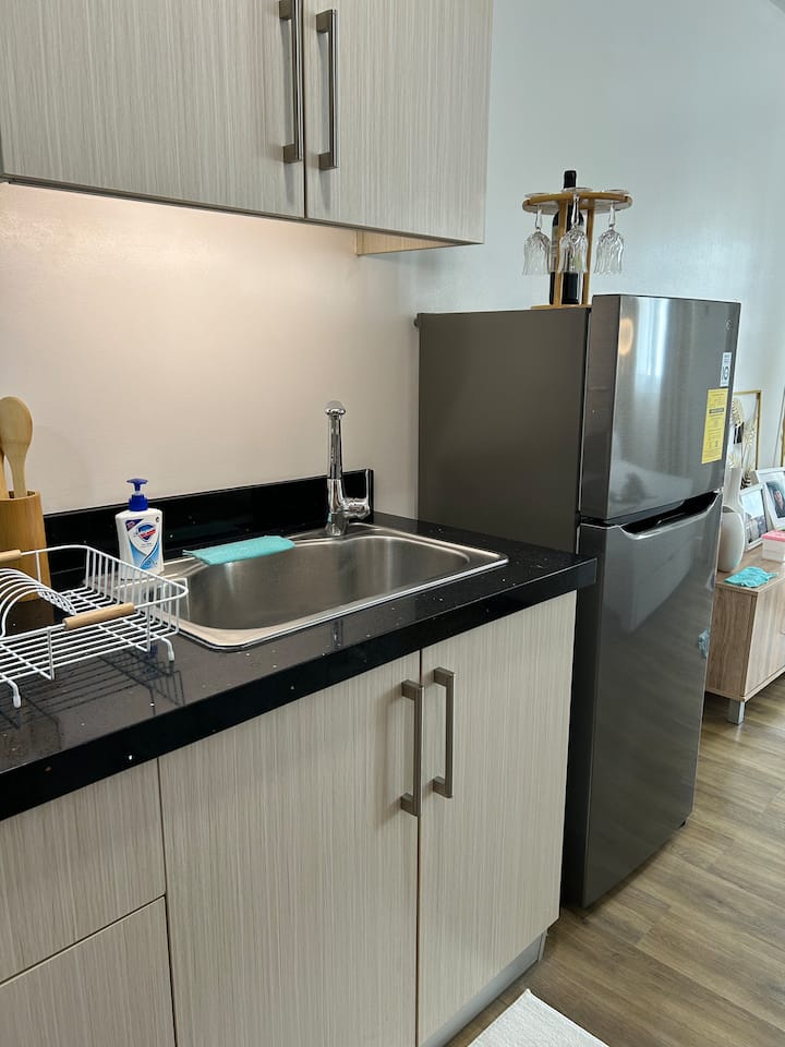 Top Floor Studio | Veranda View - Talisay