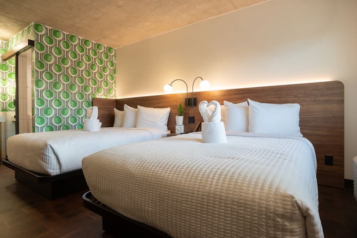 1970s Boutique Hotel - 2 Double Beds - Tucson, AZ
