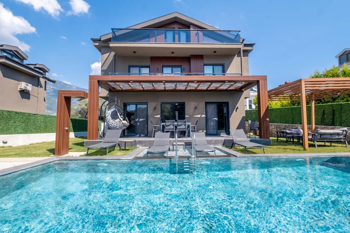 Fethiye ÖLüdeniz'de ÖZel Havuzlu Lüks Villa - Ölüdeniz