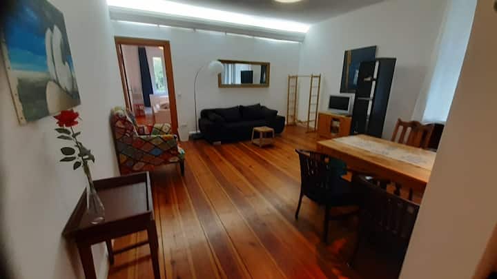Cosy Urban Hideaway In Schöneberg - Berlin