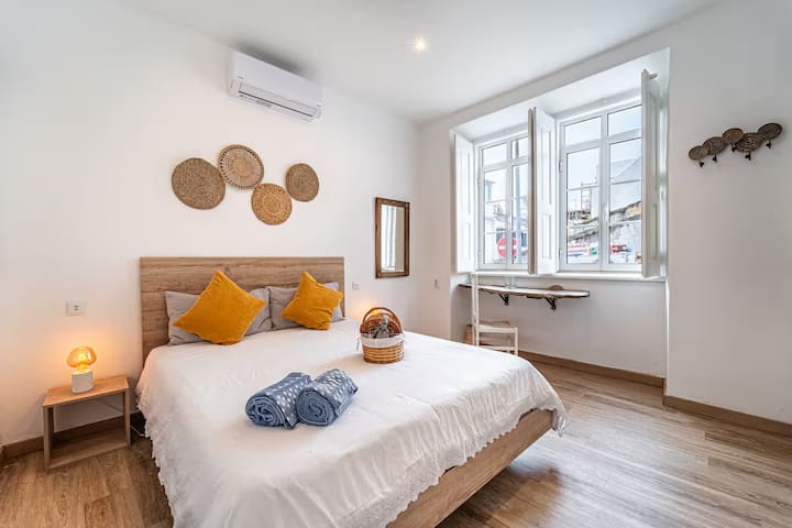 Room In The Old Town Near Beach With Ac & Smart Tv - Albufeira