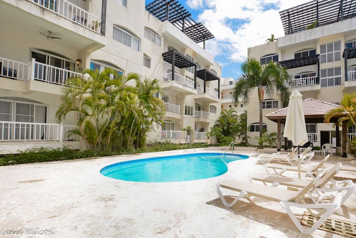 2 Bdrm 2nd Level Condo Only Steps From The Beach - Punta Cana