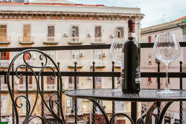 Marie Home Experience 1 Central - Napoli