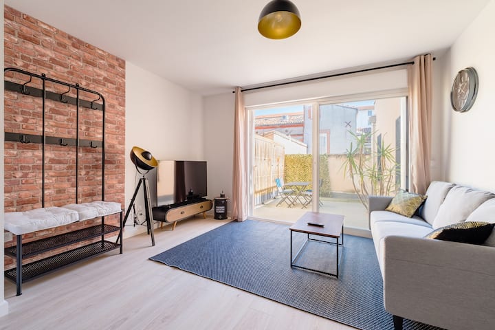 T3 Industriel Avec Terrasse, Parking Et Wifi - Toulouse