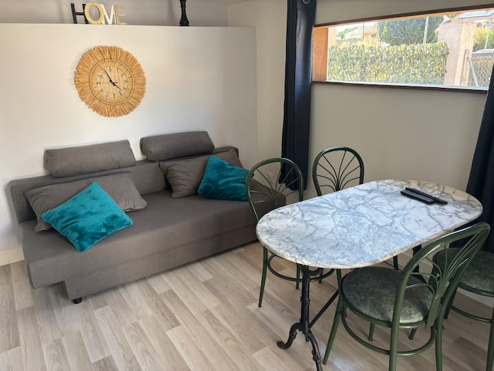 T2 Climatisé Pour 1 à 4 Personnes - Balaruc-le-Vieux