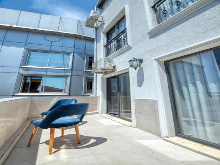 Cozy Stay With Sea-view Balcony - Karaköy