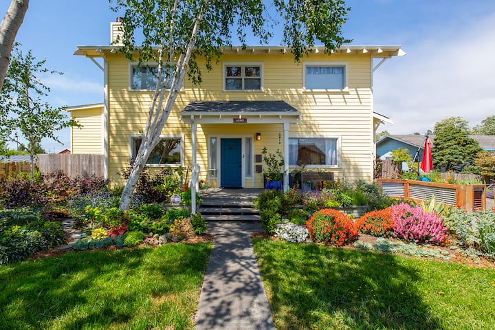 Garden Getaway - Arcata, CA