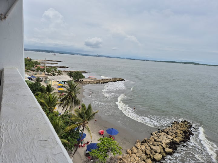 603 Frente Al Mar Y  Con Salida Directo A La Playa - Cartagena