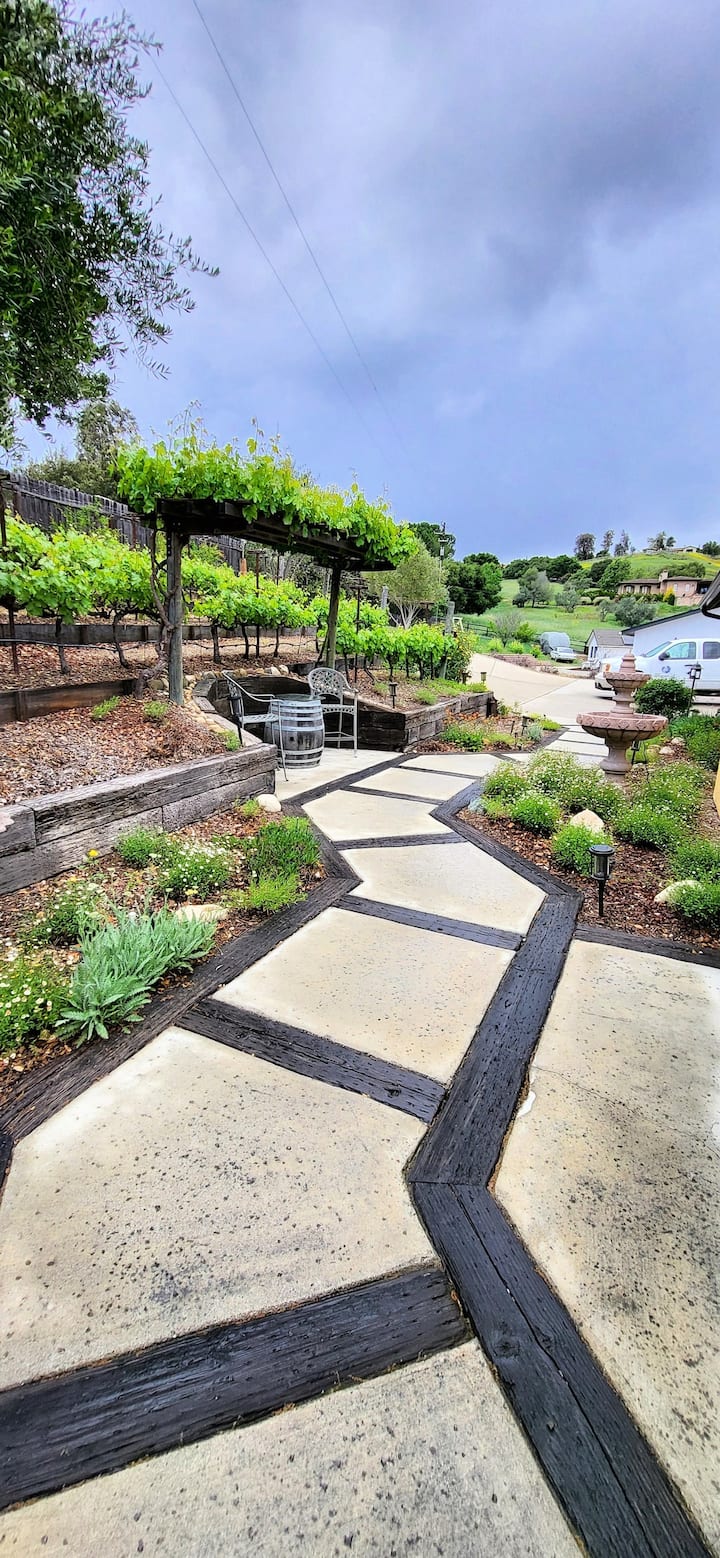 Secluded Private Duplex - Santa Ynez, CA