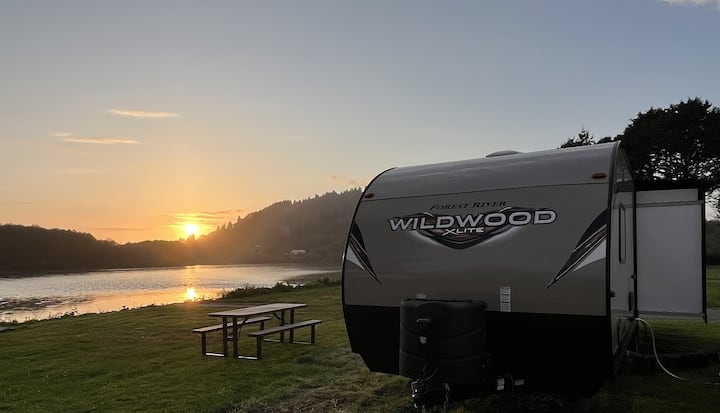Wildwood Glamping Rv - Site #72 - Klamath, CA