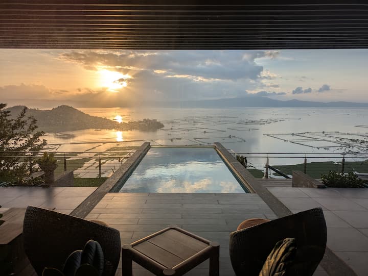 Terra Ledge: Lake View Getaway For 2 - Baras