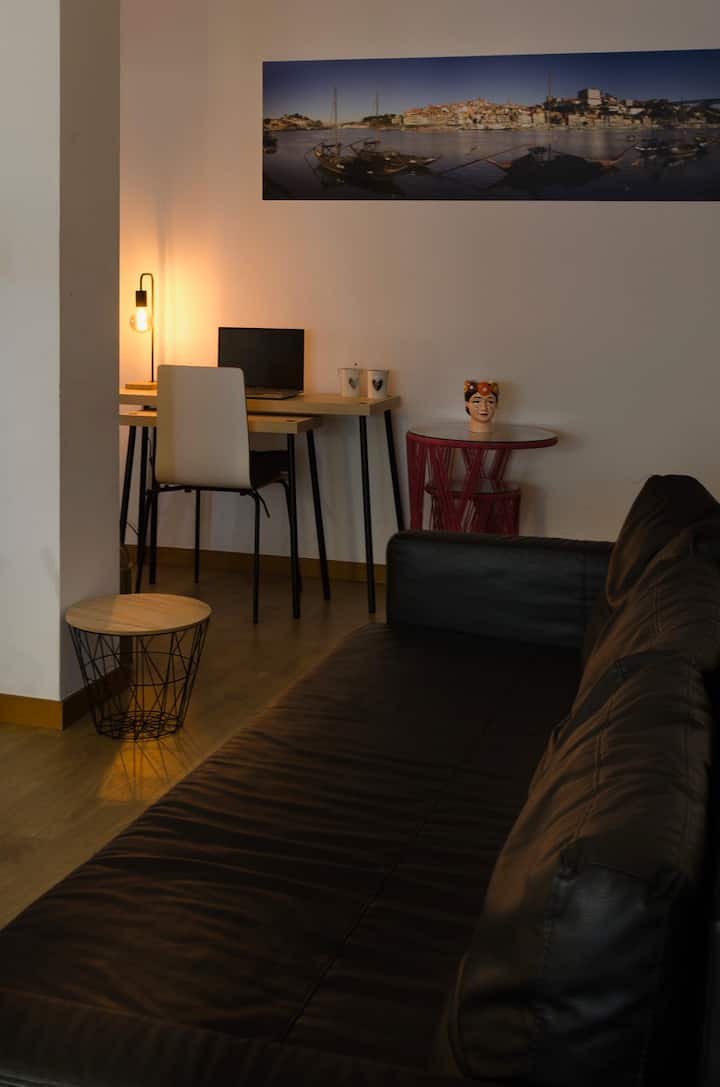 The Constitution - Oporto