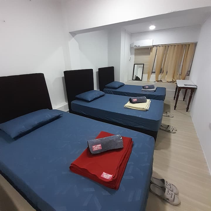 Brunei, Menglait - Room 1 Family (3 Super Single) - Brunei