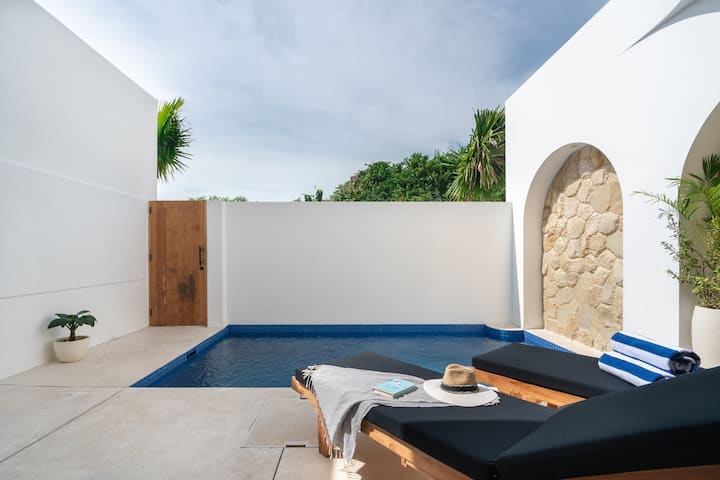 New Villa - 5 Min Walk To Beach - Private Pool - Uluwatu