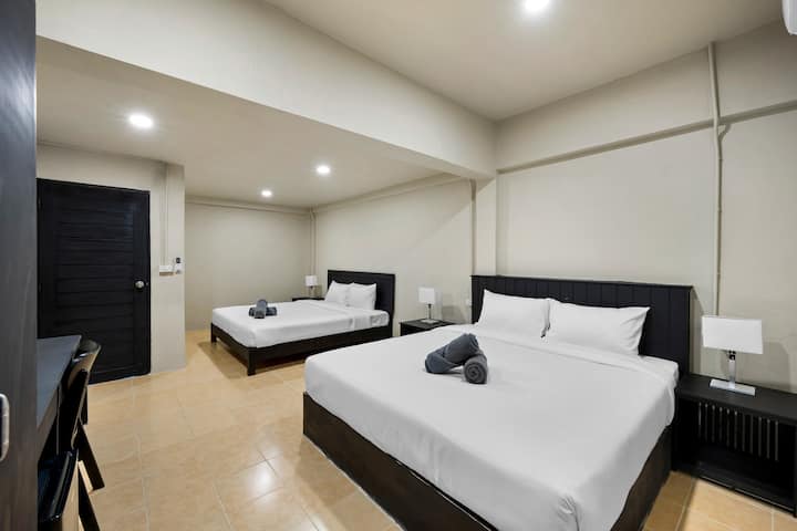 Simply Stay Chaweng-family Room 1 Double & Twin - Ko Samui