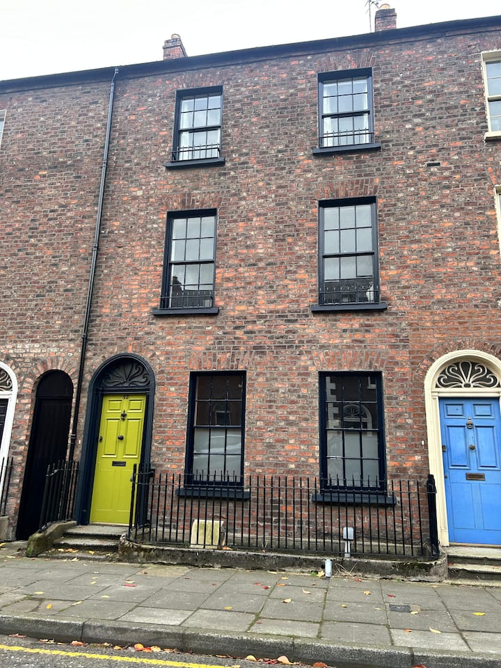 Belfast Georgian Town House - Belfast