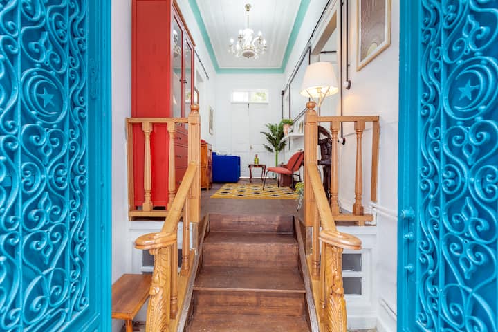 Charming Historic Home&garden,5min To Clock Tower - İzmir