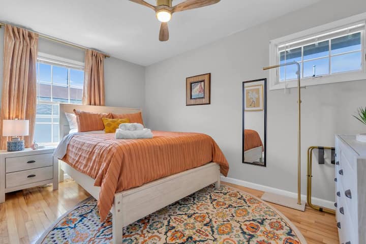 Walk To Beach | Full Duplex | Park 3 Cars - Seaside Heights, NJ
