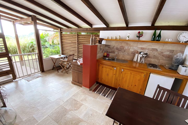 F2, Propice Au Repos Dans Le Confort..zen - Martinique