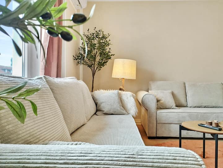 Zentrale & Ruhige Wohnung | Nähe Vw & Hbf + Parken - Wolfsburg