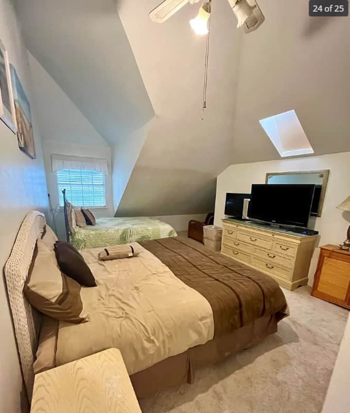 2br/2ba Astro Nest W/ Boat Lift - Port Isabel, TX