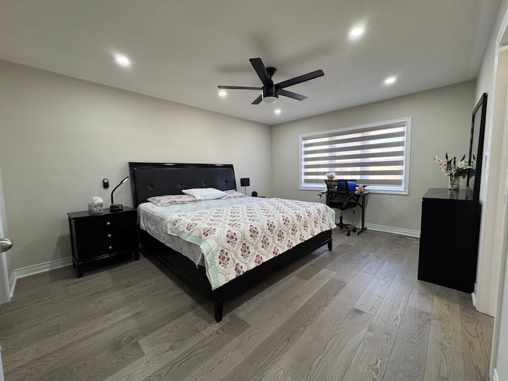 Modern Room Retreat–quiet, Clean - ブランプトン