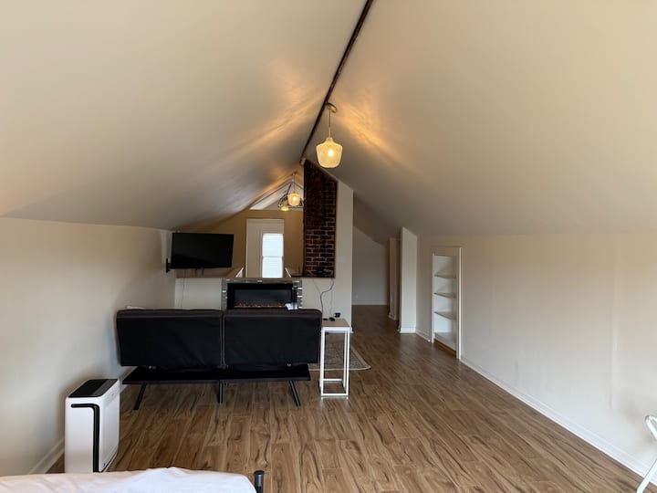 Northern Lights Loft - Tacoma, WA