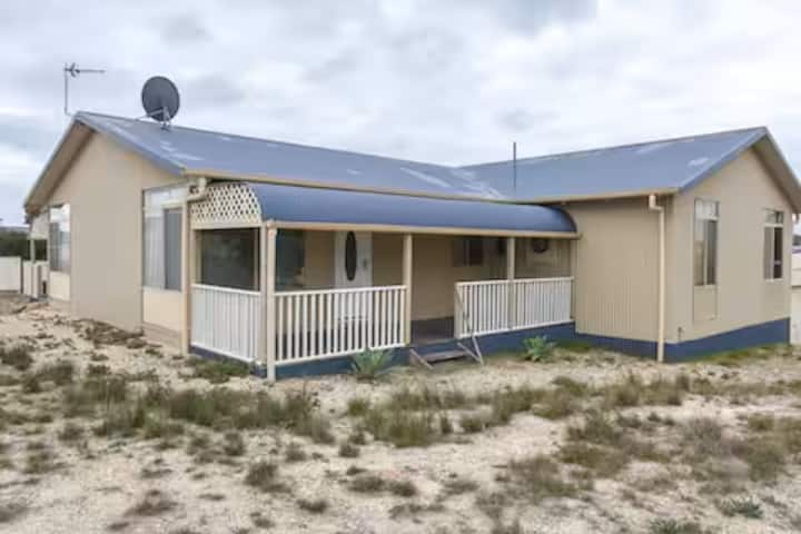 Harlequins Corner - Bremer Bay