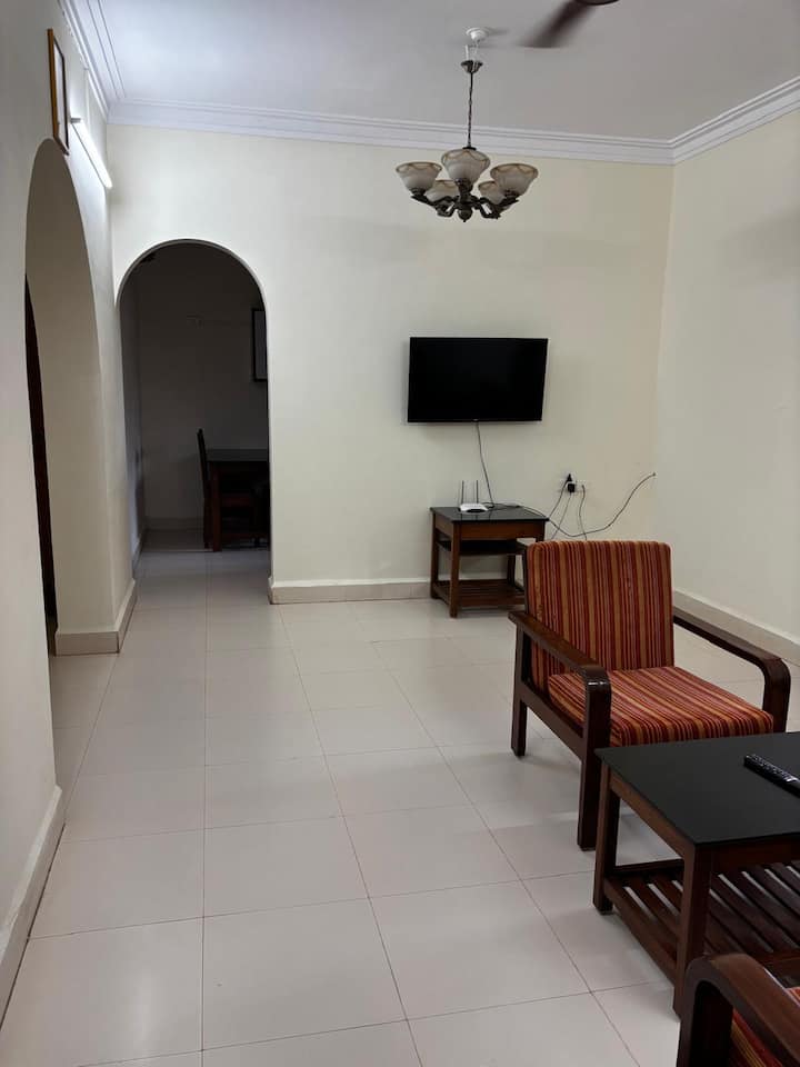Charming 2bhk Near Candolim Beach | Pool & Wifi - Goa