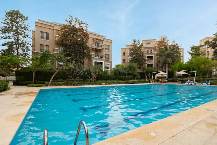Spacious 3br | Pools, Jacuzzi & Prime Location - Egypt