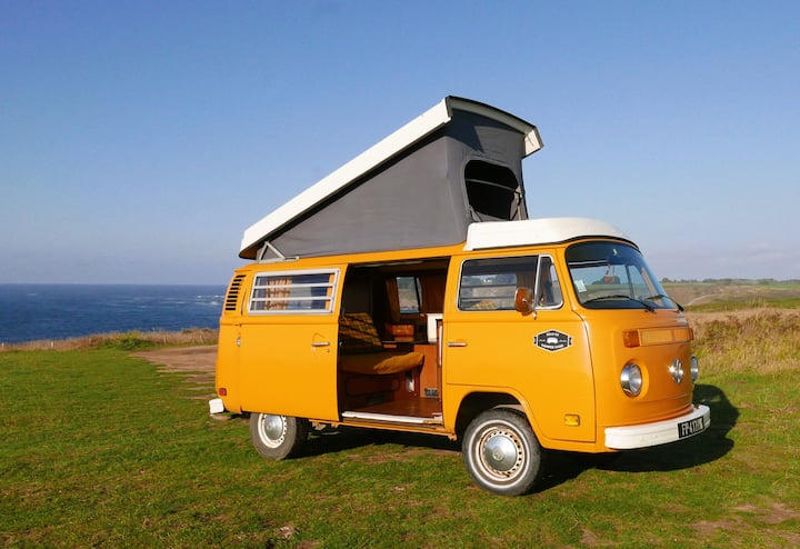 Location Combi Van à Belle Ile - Belle Île