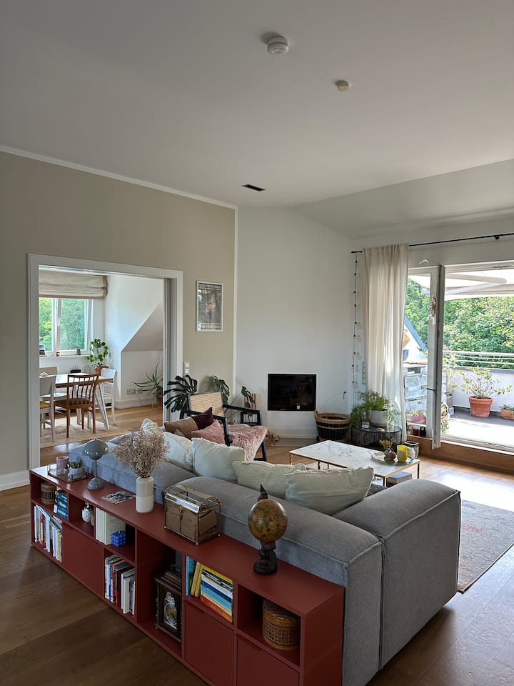 Traumhafte Wohnung Mit Balkon & Blick Auf Skyline - Francoforte sul Meno, Germania
