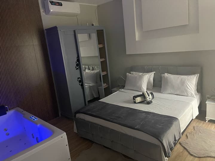 Niveau De Villa Hammam Et Jacuzzi -10 Min Aéroport - Algérie