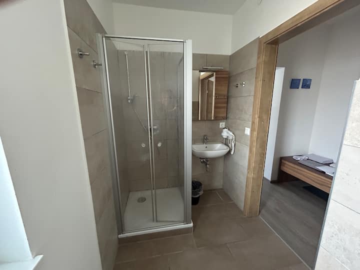 Tolles Zweibettzimmer In Kremsmünster - Bad Hall