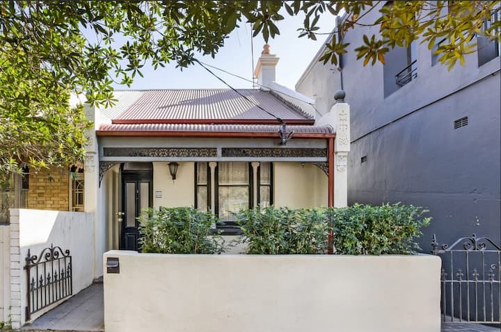 Cottage In Leichhardt - Sydney