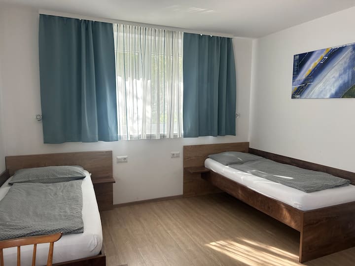 Einladendes Zweibettzimmer In Kremsmünster - Bad Hall