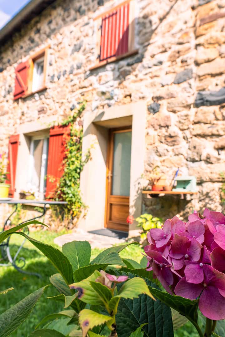 Gites De La Vallée - 6 Personnes - Saugues