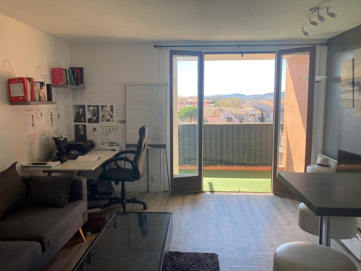 Charmant Studio En Dernier éTage, Proche De La Mer - Fréjus