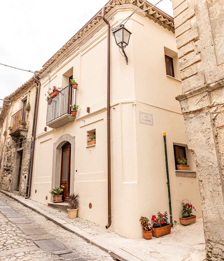 Alborghetto 1 - Locri