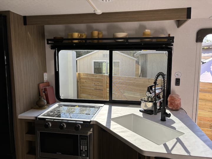 Tiny Home Vibes In St. Pete - St. Petersburg, FL