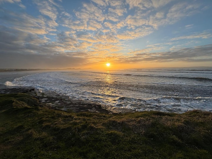 Coastal Retreat | 3br | Sea Views - Enniscrone