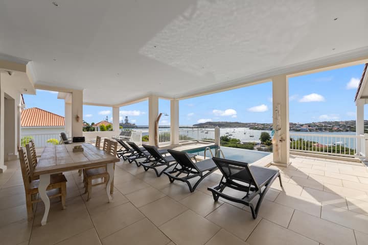 Villa With Pool & Spectacular Views - Curaçao