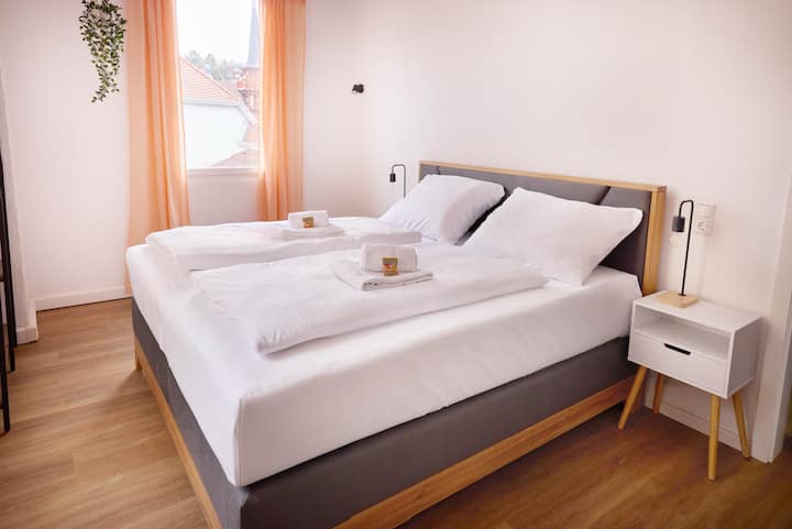 Hygge Flats: Design Apartment For 2-6 With Balcony - Pforzheim