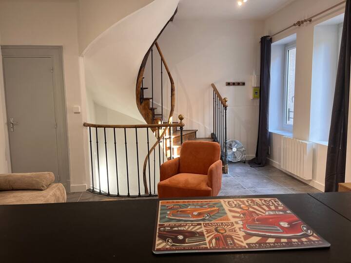 Charmant Duplex Au Cœur De Moulins 2-4 Personnes - Moulins