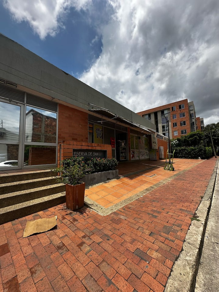 Apto Super Cómodo Y Moderno - Los Patios