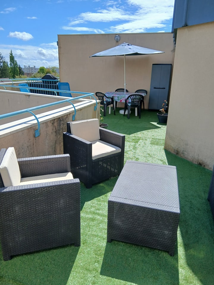 Cosy Studio Terrasse - Chartres