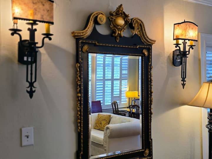 Refined, Classic Berkeley 1br On College Avenue - Berkeley