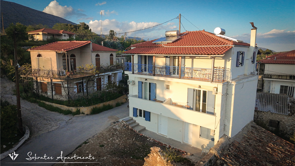 Sokrates Apartments – Standard 2 - Wohnungen zur Miete in Lygourio ...